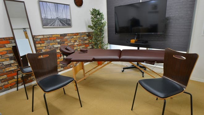 \新登場/🎯名古屋駅徒歩2分🎯10人収容/大型モニター/高速ネット◆お気軽会議室名古屋駅前luciole◆の写真6