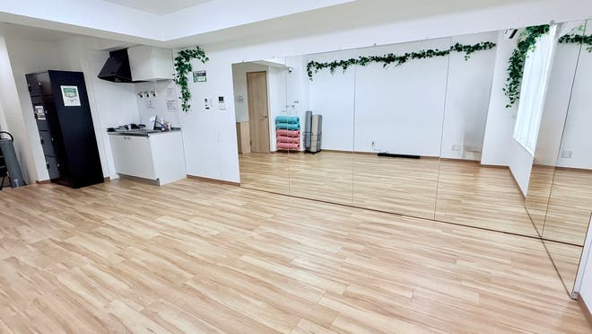 《VILLENT梅田ダンススタジオ401》2025.4 NEWOPEN!駅1分/飲食OK/設備無料/更衣室/光Wi-Fiの写真4