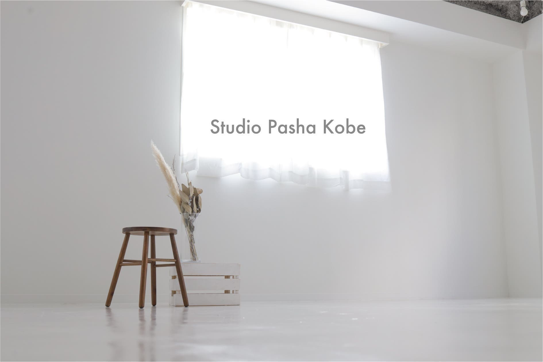 JR三宮駅、阪急神戸三宮駅、阪神元町駅から徒歩５分！自然光が入る真っ白なスペース！の写真3