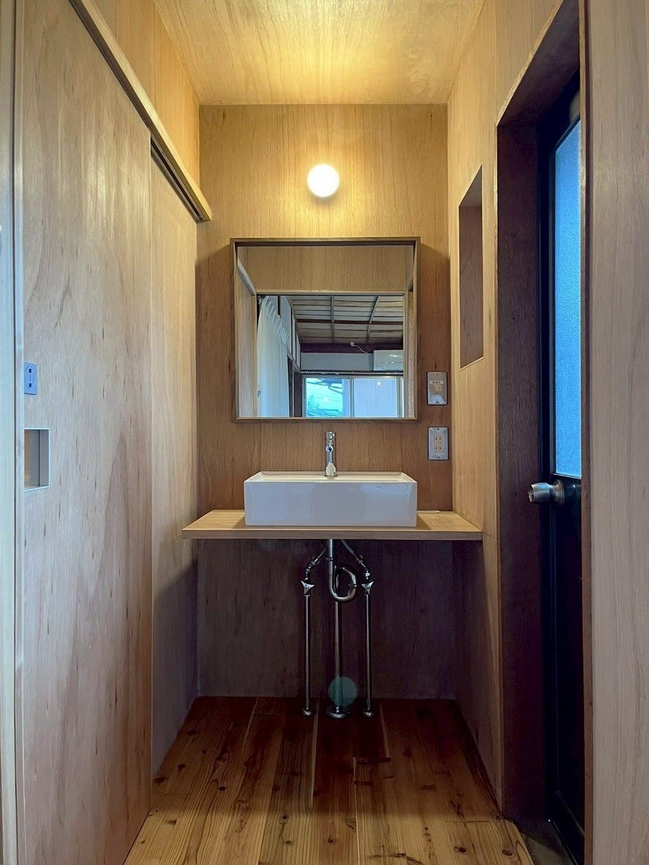 約40㎡（約24帖）の広々空間♪　自然光・風通し抜群！自然の温もりを存分に感じられます(^^)　撮影スタジオ、各種教室等に最適◎の写真7