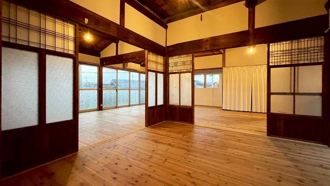 約40㎡(約24帖)の広々空間♪ 自然光・風通し抜群!自然の温もりを存分に感じられます(^^) 撮影スタジオ、各種教室等に最適◎の写真17