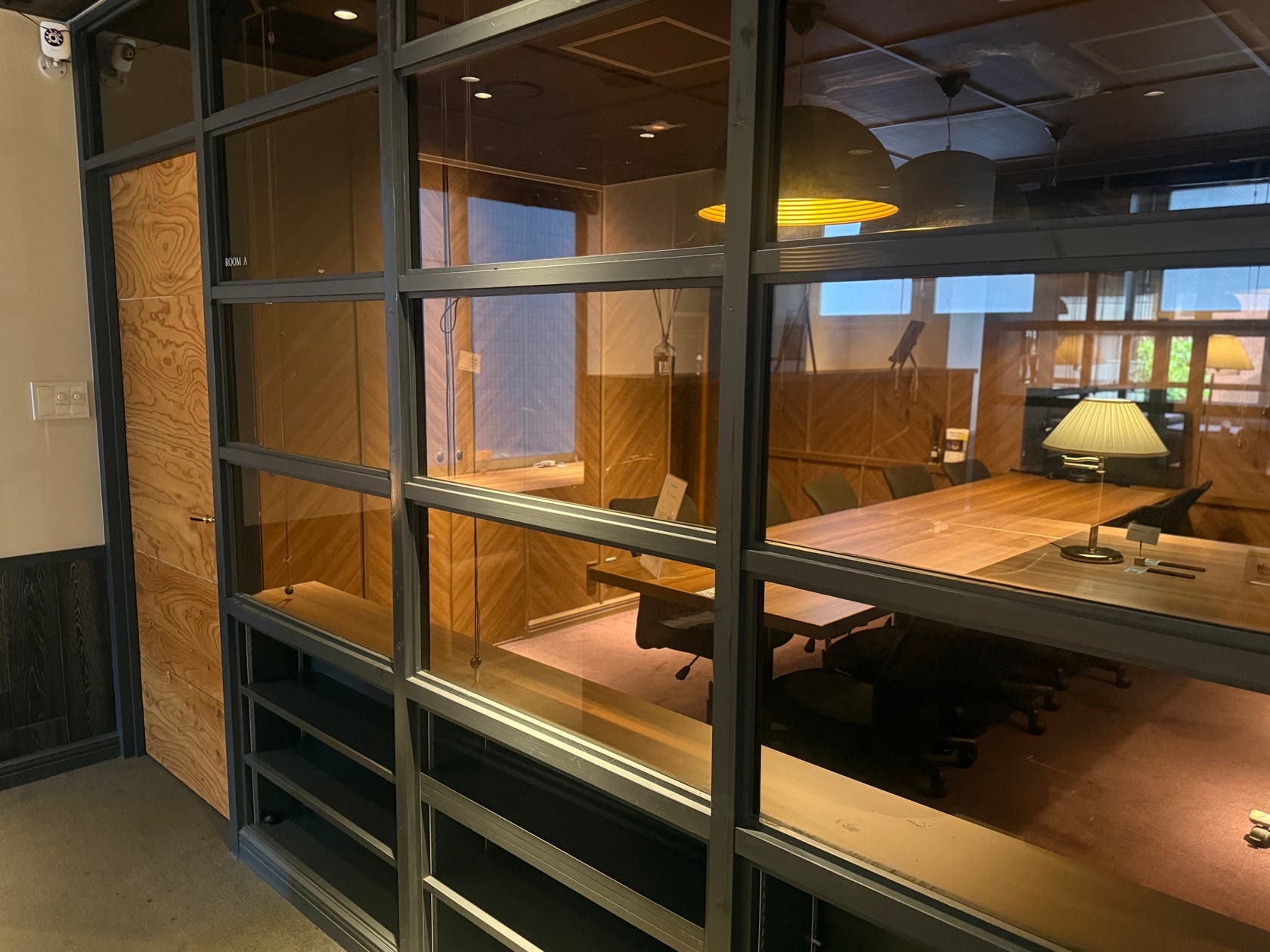 【10名会議室】五反田駅徒歩3分！/モニター/Wi-Fi/充電器/テレワークやWeb会議に最適の写真5