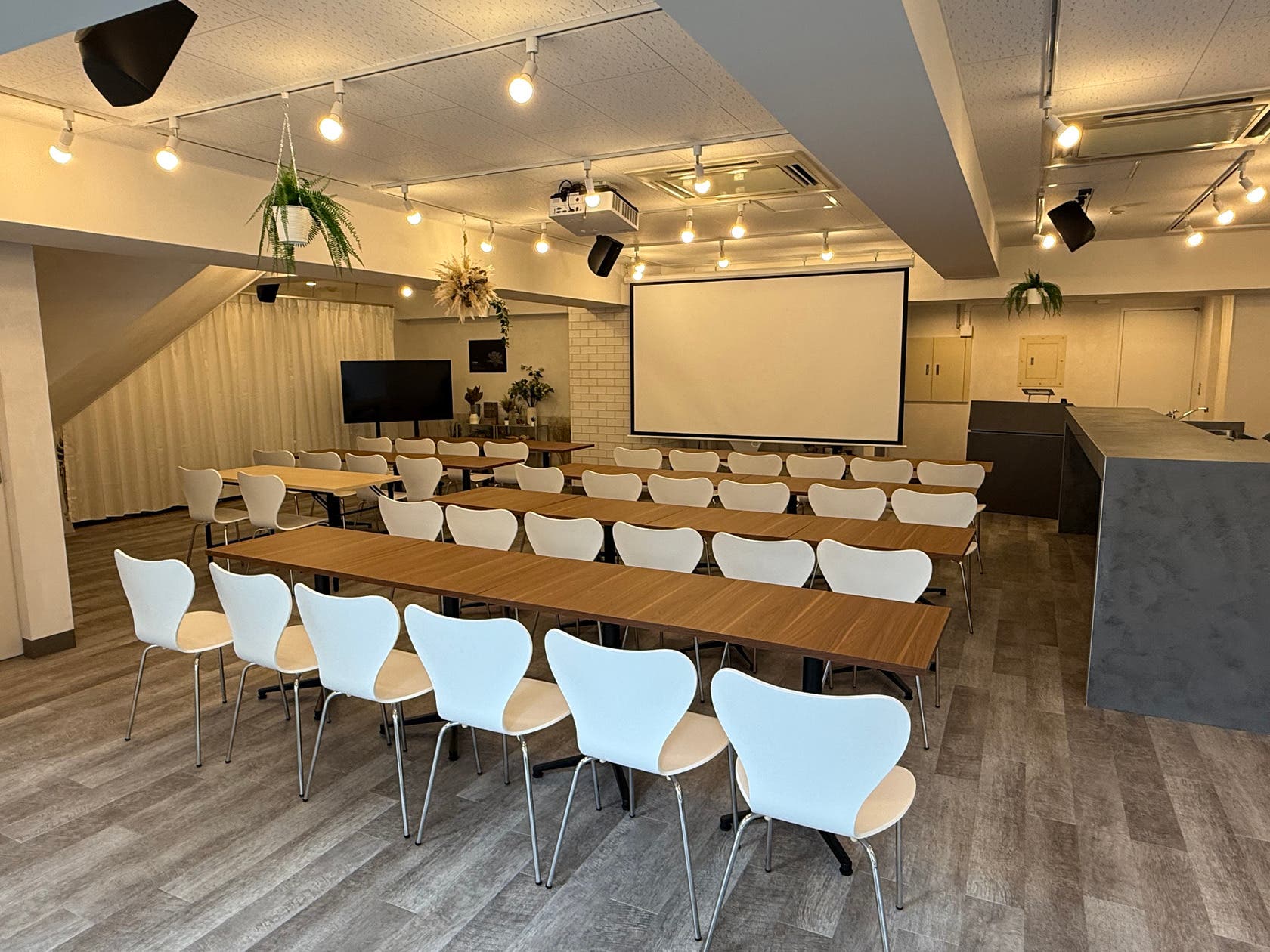 五反田駅徒歩4分！会議・イベント・パーティなど様々な用途でのご利用が可能 の写真3