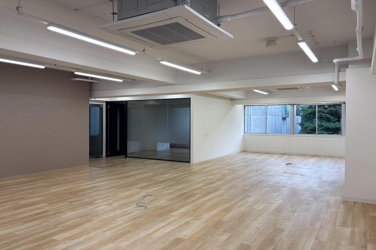 【渋谷・表参道】撮影・ヨガ・ダンス・交流会・演劇練習に／青山学院大学西門前、100㎡広々スペースの写真2
