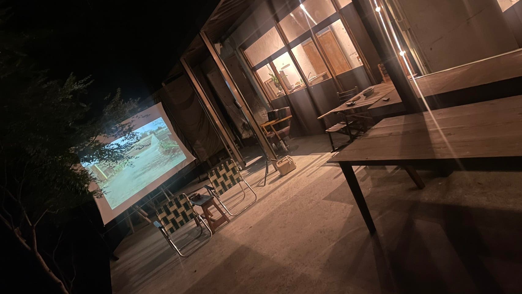 【屋外】スクリーン・プロジェクター利用の画像2