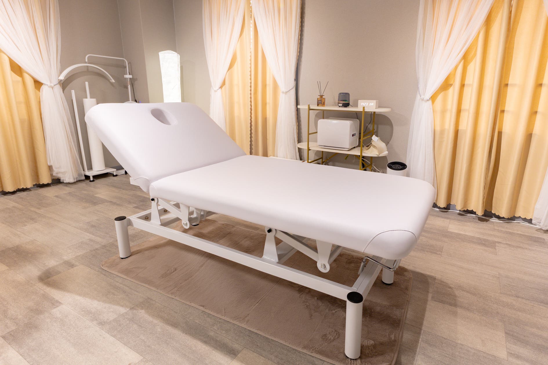 ✨値下げ継続✨早朝深夜はお得577円/H✨【松屋町駅1番出口より徒歩30秒】完全個室プライベートサロン✨の写真10