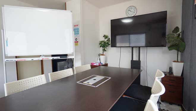 <マルチスペース北参道>アパレル用マネキン設置✨長時間超お得⭐️Wi-Fi/ホワイトボード/大型モニタ無料!会議/商談の写真1