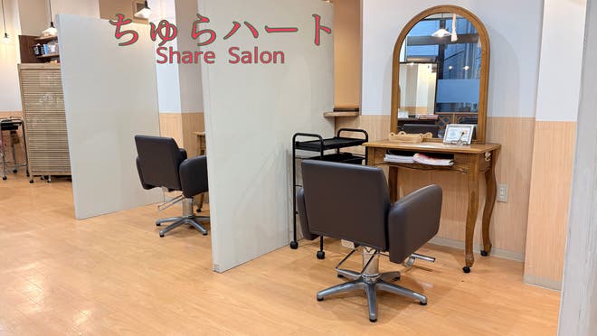 大神宮下駅から徒歩1分のシェアサロン セット面③の写真1