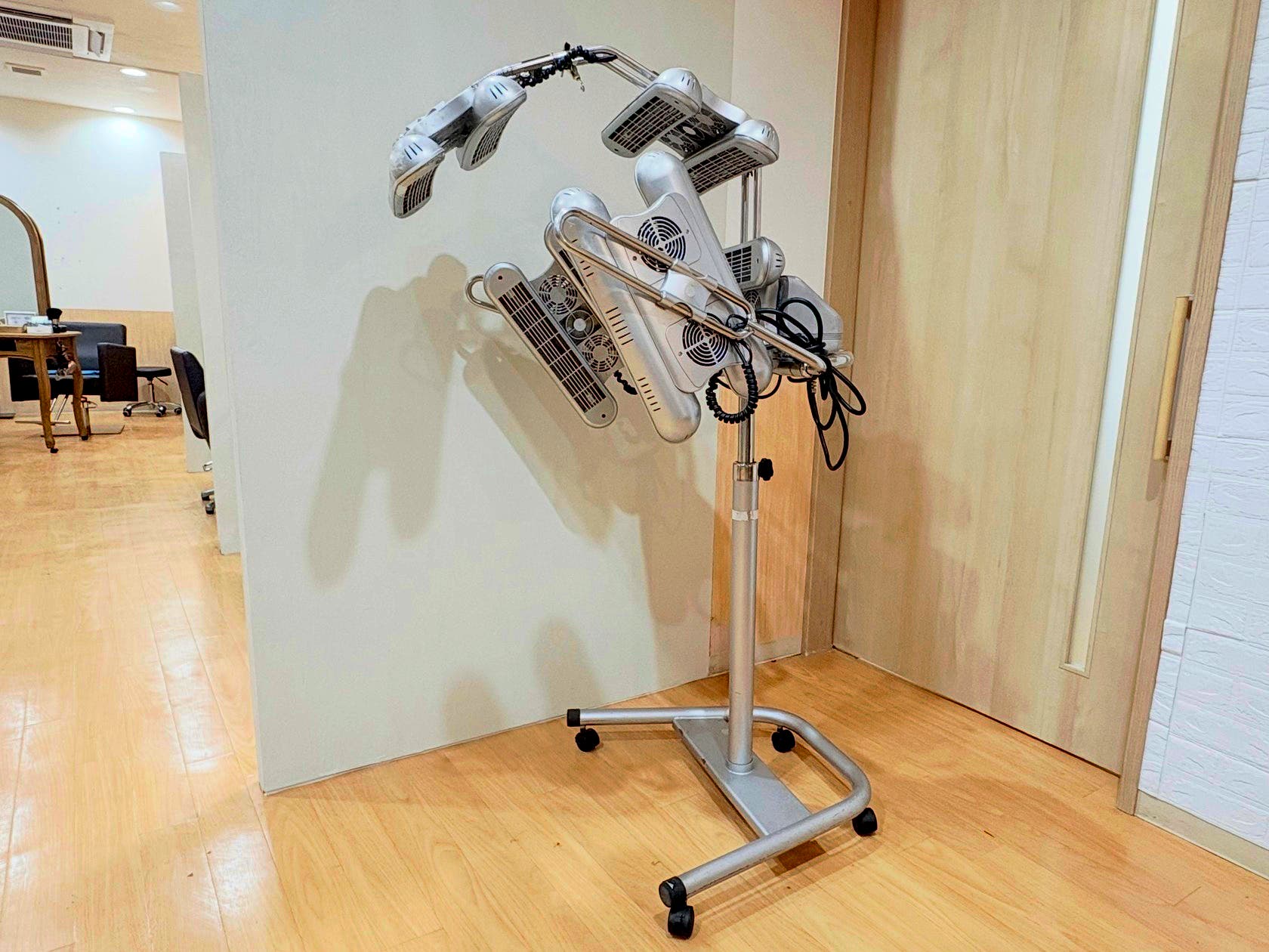 大神宮下駅から徒歩1分のシェアサロン　セット面③の写真7