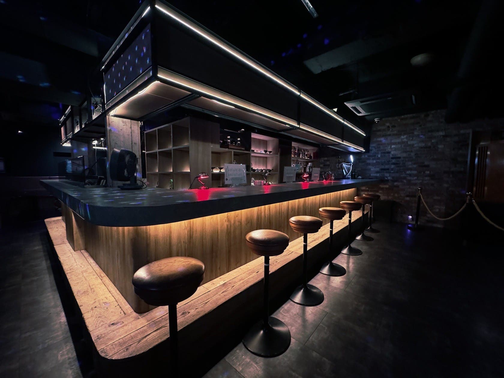 新宿駅徒歩９分の貸しパーティー会場・バーの写真7