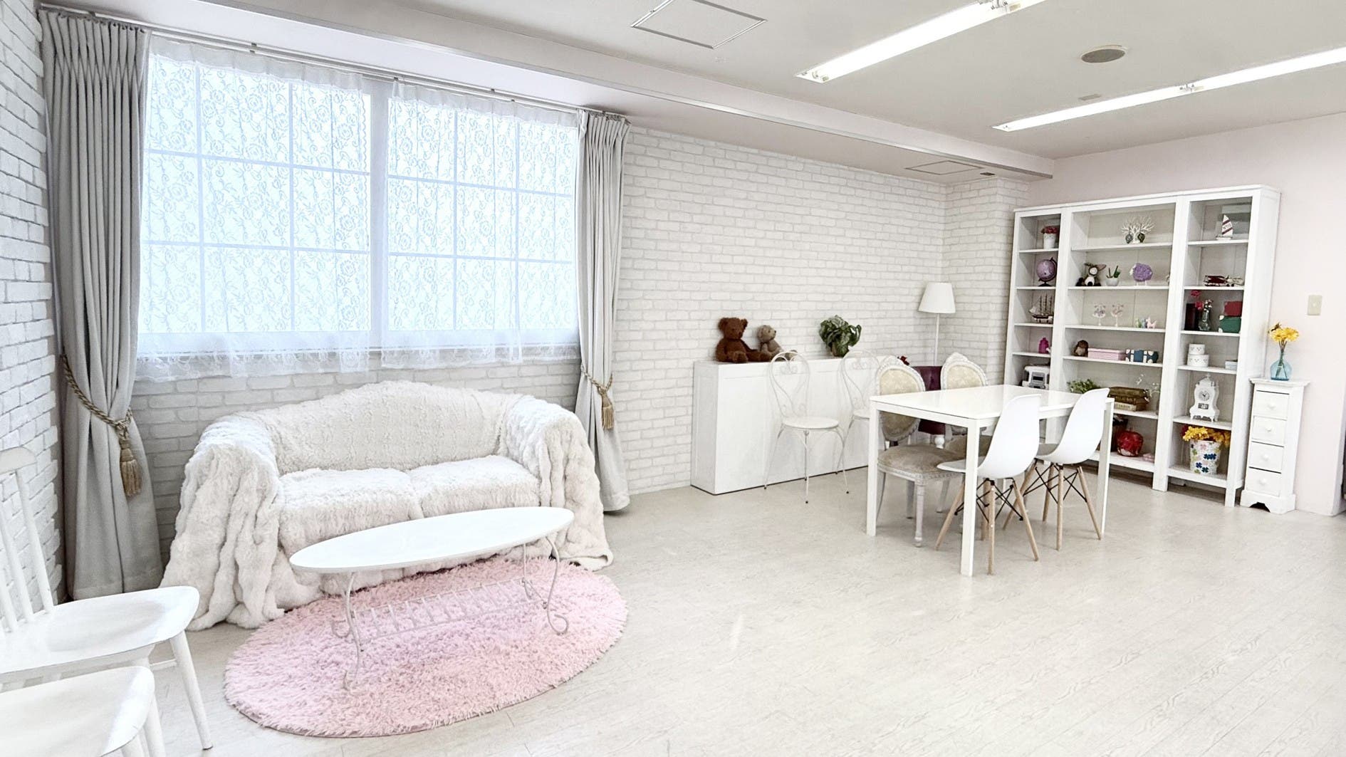 【BH】新宿三丁目駅徒歩1分🚃自然光✨個人イベント🎪撮影会📷チェキ会やWeb配信、YouTube撮影におすすめ✨の写真5