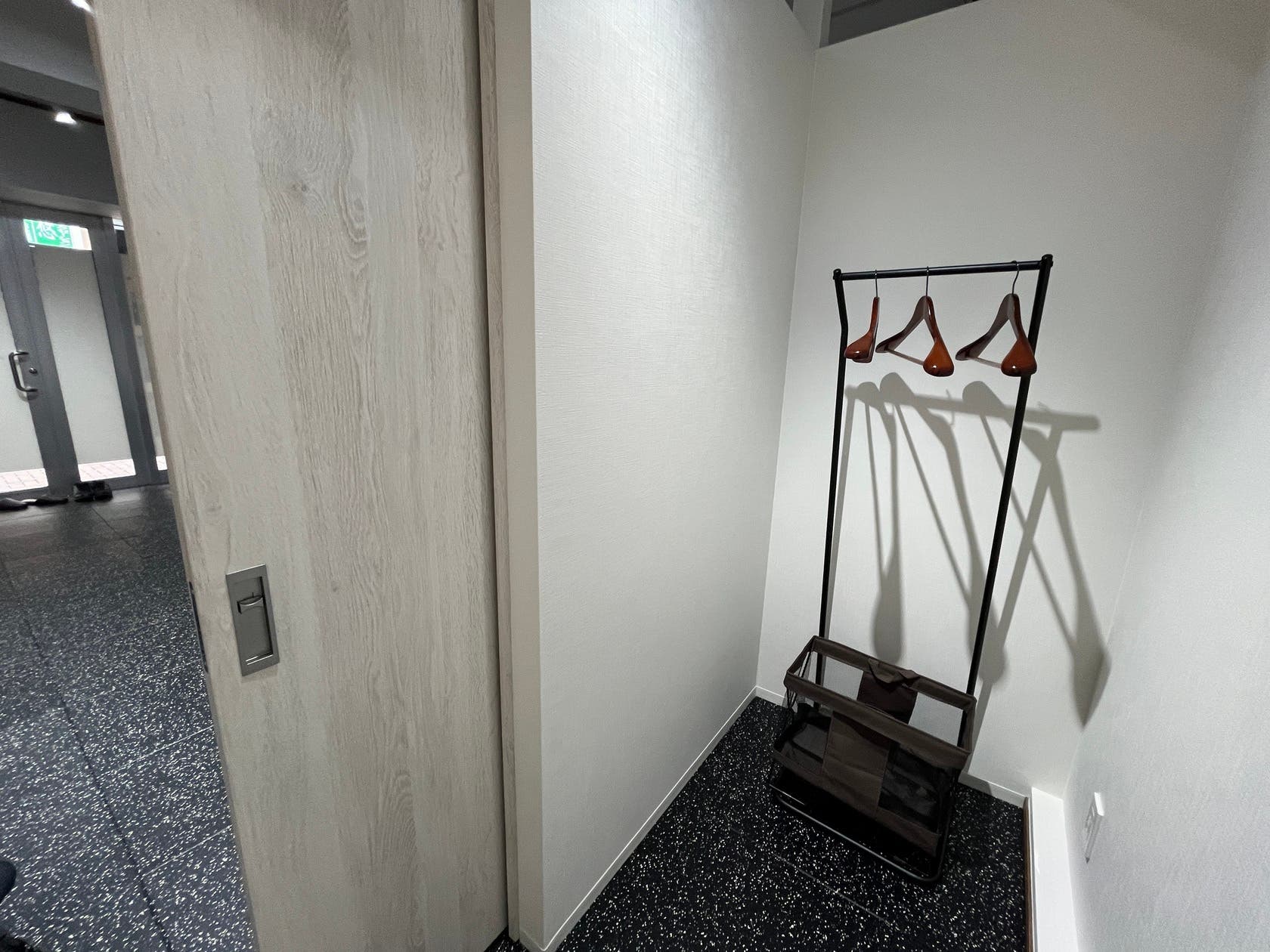 【武蔵小杉駅徒歩2分】バーベル、スミス、ケーブルの揃ったマルチラックのレンタルジム　MIYAZAKI GYM武蔵小杉駅前店の写真9