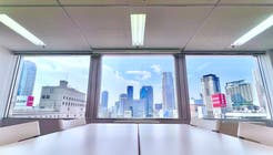☆NEW☆【梅田駅直結/阪急ターミナルビル内】無料備品多数!会議・研修・試験会場・WEBセミナー【B会議室】の写真2