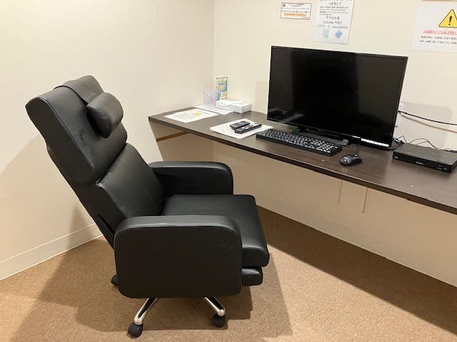 三条京阪・京都市役所前駅から徒歩3分！テレワークやコワーキング・リモート会議に最適！！無料Wi-Fi・レンタル品も多数あり！！の写真1