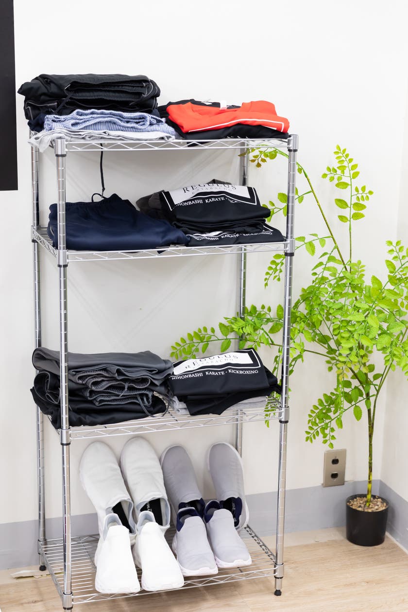 【茅場町、水天宮駅徒歩5分】スミスマシン、ダンベル、グローブ・ミット、完備の完全個室ジム パーソナルジムレグルスの写真14