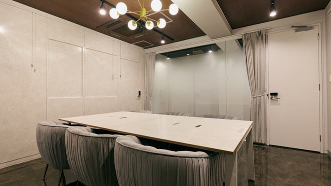 milk tea|貸し会議室|麹町駅から徒歩1分|高級感◎|produced by PECOTTの写真1