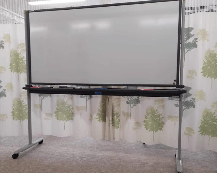 ホワイトボードの画像1