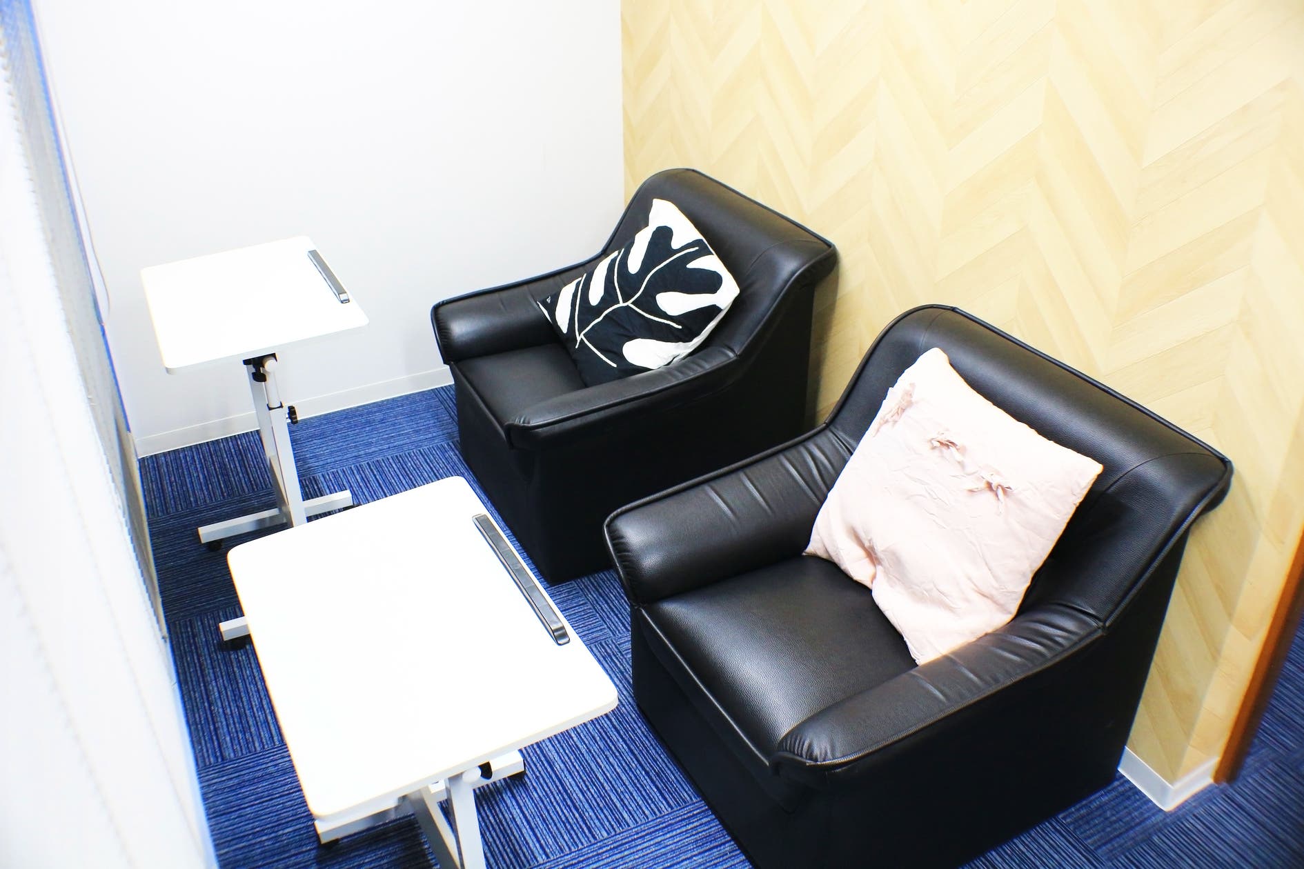 【大井町Kanoa・貸し会議室】約70m2・WiFi 7・有線インターネット・電源コンセント完備・控室ありの写真6