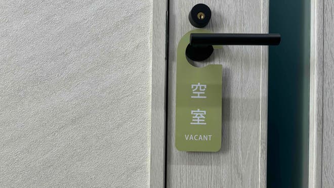 ✨12~1月値下げ中✨【茅場町駅3番出口0分】個室No.2 /外部モニター設置/WEB会議/勉強/Wifi/外出可(鍵付)の写真2