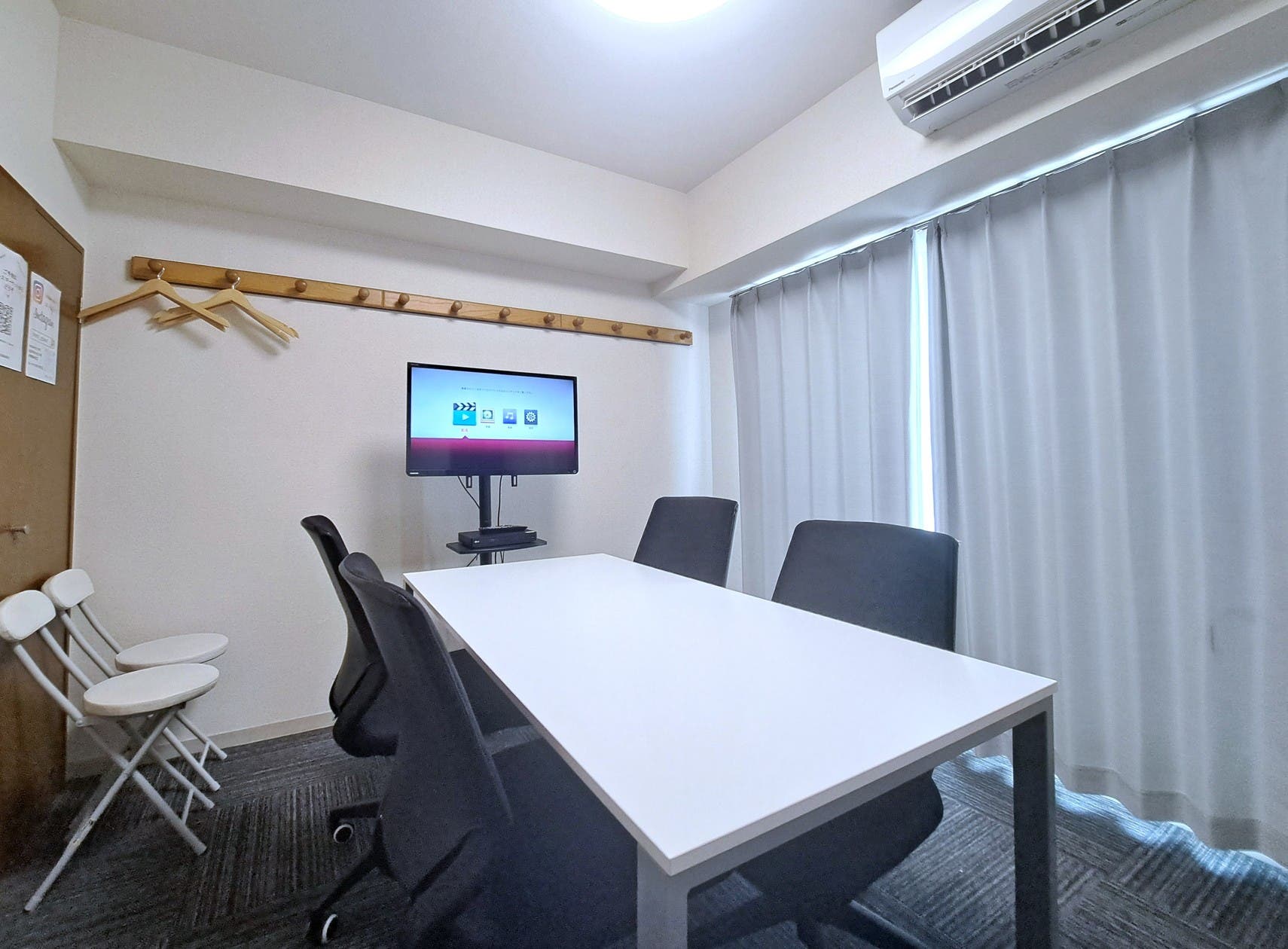 【Brenz上大岡302】上大岡駅徒歩5分★アクセス抜群★静かで落ち着いた空間の写真1