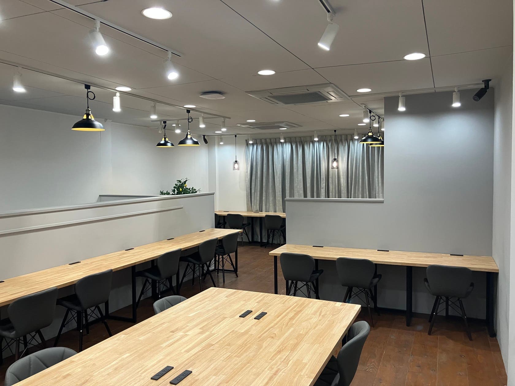 桜山線桜山駅から徒歩1分、セルフカフェ内の個室ブースの写真7