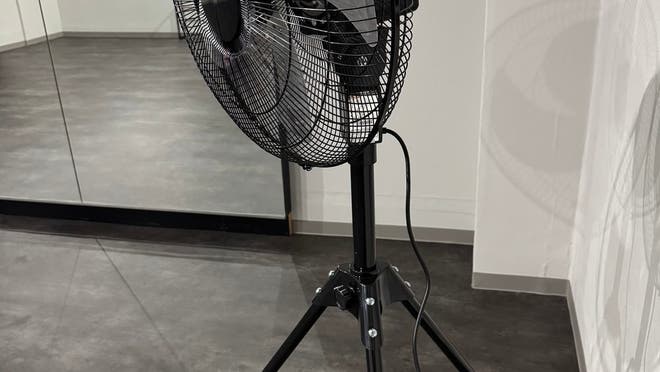 【桜木町駅4分】4.5mの大型鏡✨・広さ(40㎡)!ダンス・ヨガ・ウォーキング・SNS撮影OK!Wi-Fi、ヨガマット完備の写真12