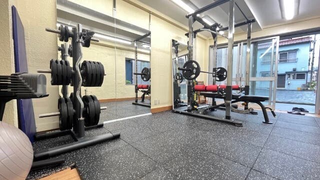 【大島駅5分】パーソナル向けの設備が揃った完全個室のレンタルジム MIYAZAKI GYM大島店の写真1