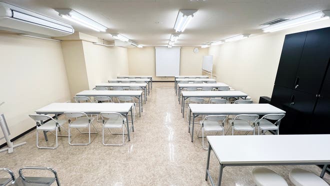 【御茶ノ水駅8分】セミナー・施術研修・撮影・配信できるスペースでは最安値の写真1