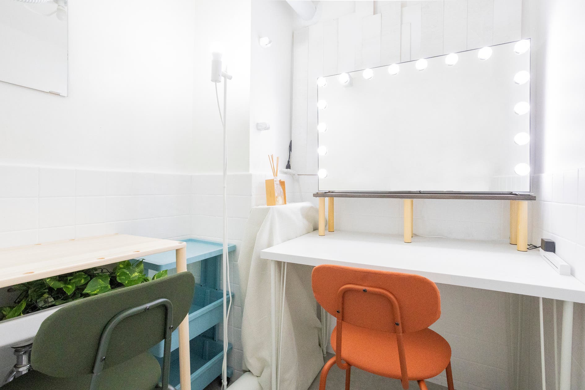 NEW OPEN 2025年⭐️初台駅から徒歩5分、新宿駅からも徒歩圏内！柔らかな光の白を基調としたスタジオ！の写真9