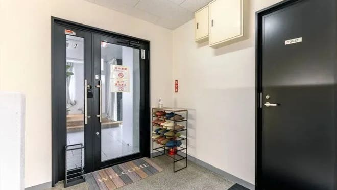 【金山駅5分】広々64㎡!自然光たっぷりマルチスタジオ/撮影機材&プロジェクター完備|懇親会&ビジネス利用◎_リンクスペース金山の写真15