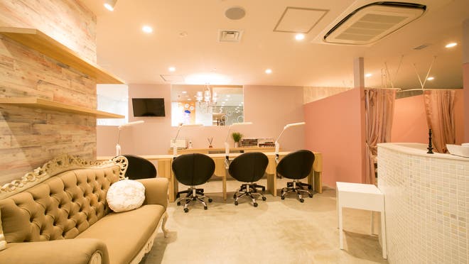 大通直結☆ルトロワ5階/ネイルサロン内スペースの写真1