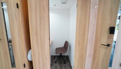 <SoloWork新大阪東口No.1>完全個室ワークブース💼Wi-Fi📶電源🔌テレワーク/ZOOM/自習/作業場所の写真4