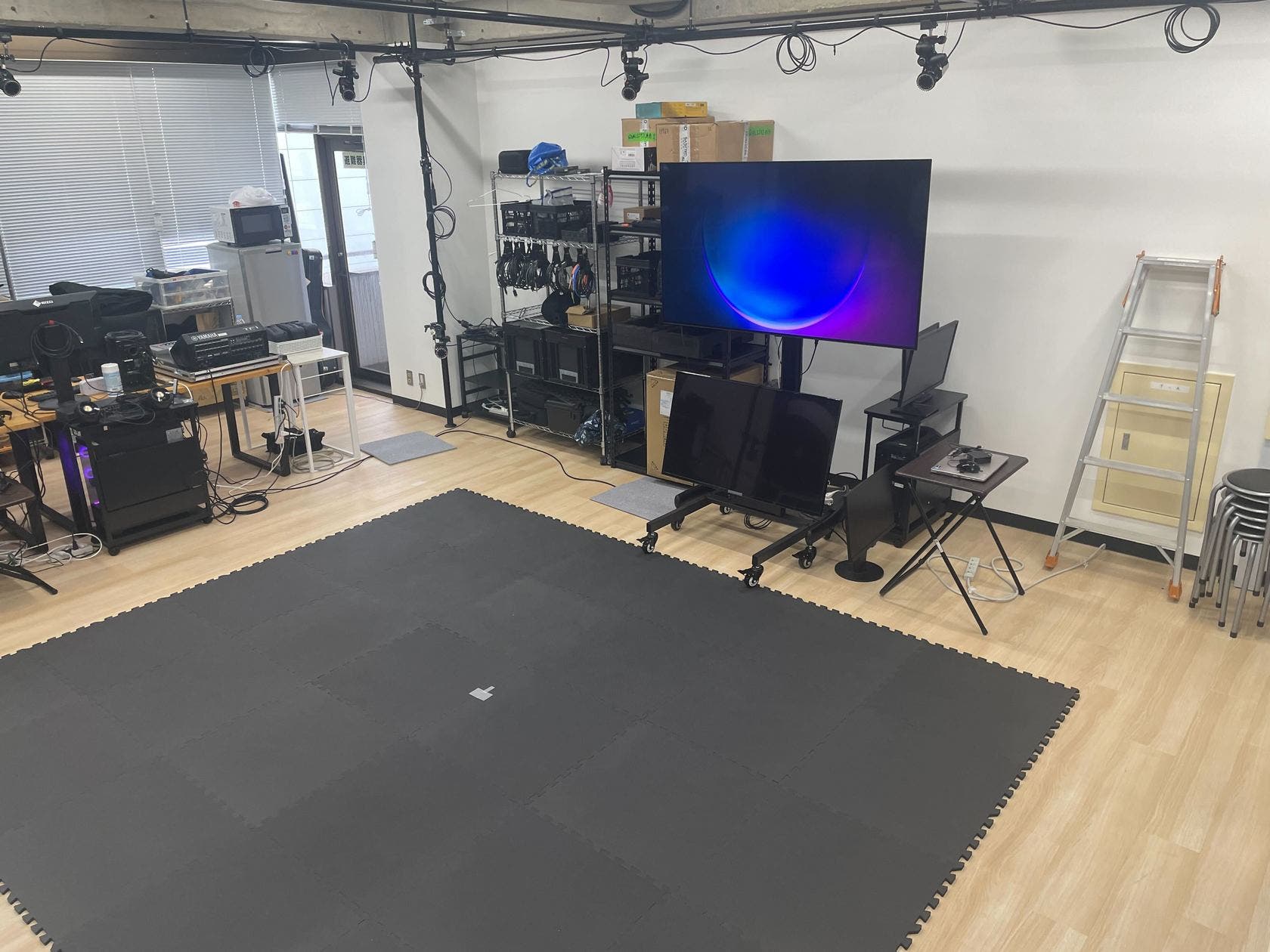 【田町駅から徒歩8分】ライブ配信機材一式完備！動画撮影や写真撮影にも使える配信スタジオの写真4