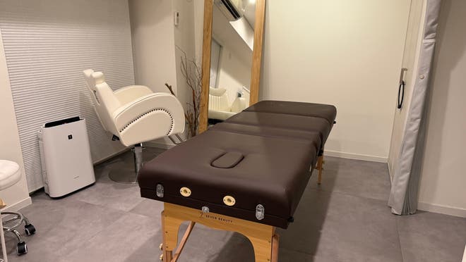 【OPEN割🎉最大30%】渋谷駅3分|施術ベッド2台完備✨10分前後入退出OK⏰完全個室✨エステ・マッサージ・ヘアメイク・ヨガの写真2