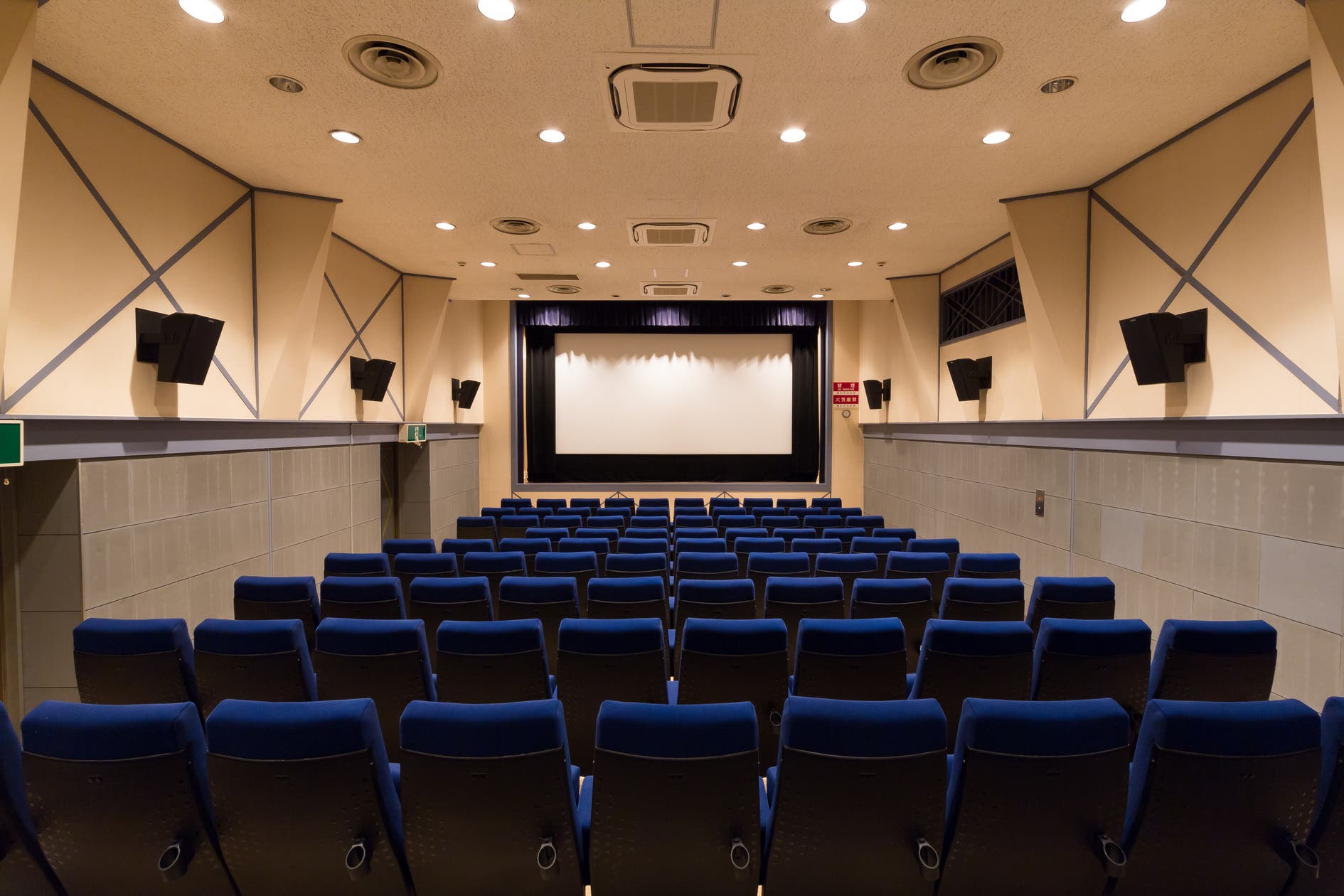 ジャック館、横浜老舗のミニシアター・名画座（黄金町・伊勢佐木町・関内）の写真1