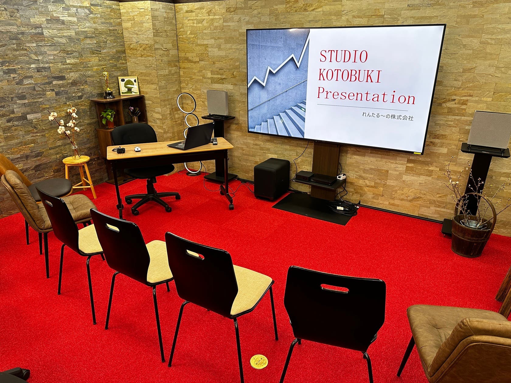 🎄懇親会、推し活…楽しみ方はいろいろ💖インボイス対応👍 映える×癒される×楽しめる！貸切スタジオの写真3