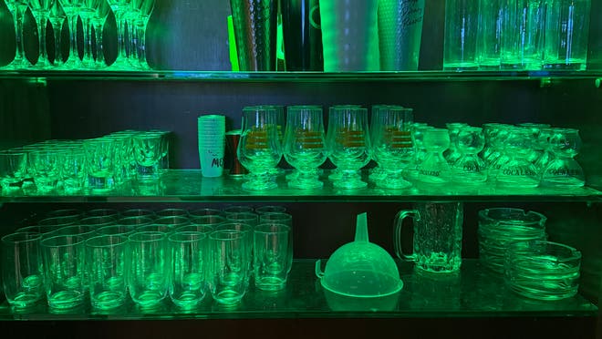 歌舞伎町バッティングセンター近くのBARの写真7