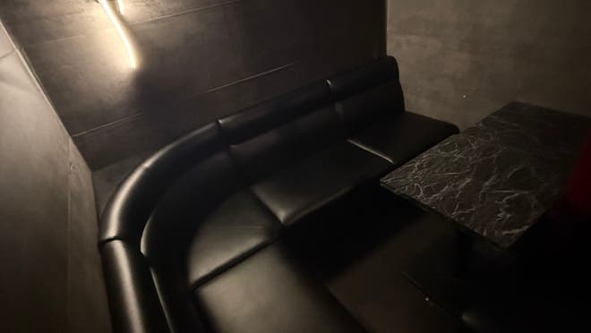 歌舞伎町バッティングセンター近くのBARの写真2