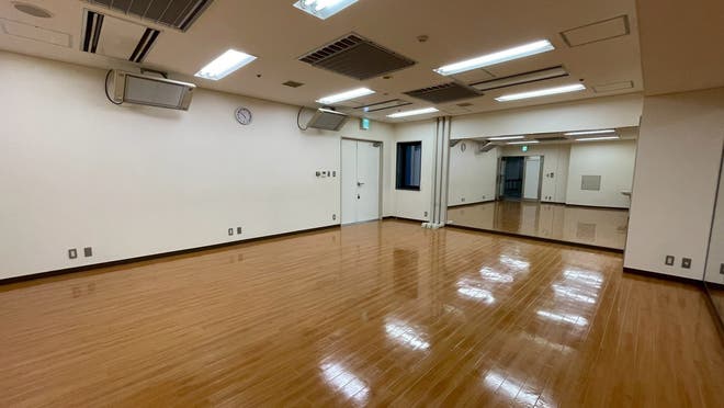 STUDIO3【心斎橋駅&長堀駅 4分】便利な駅近♥ヨガ・ダンスレッスンに最適なスタジオ☆の写真1