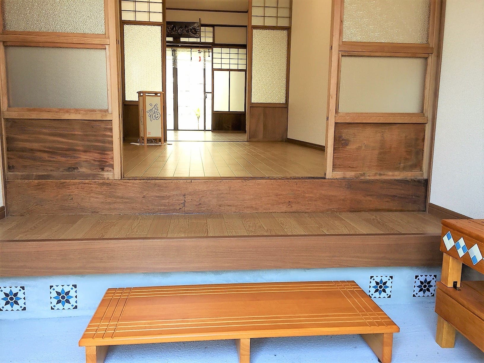 1時間半のワークショップ：ミニドールハウス・墨絵・うちわや扇子・粘土の和菓子・ケーキ制作と坪庭で作品撮影。予約リクエストの写真14