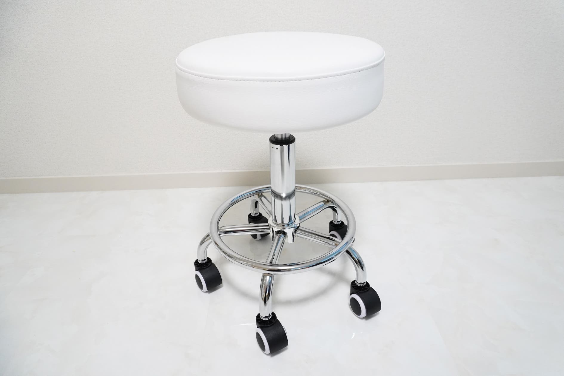 ✨OPEN PRICE✨完全個室/無料備品多数で快適◎/四ツ橋駅2分心斎橋駅7分/エステ/整体/ネイルなど💙清潔感ある上質空間の写真13