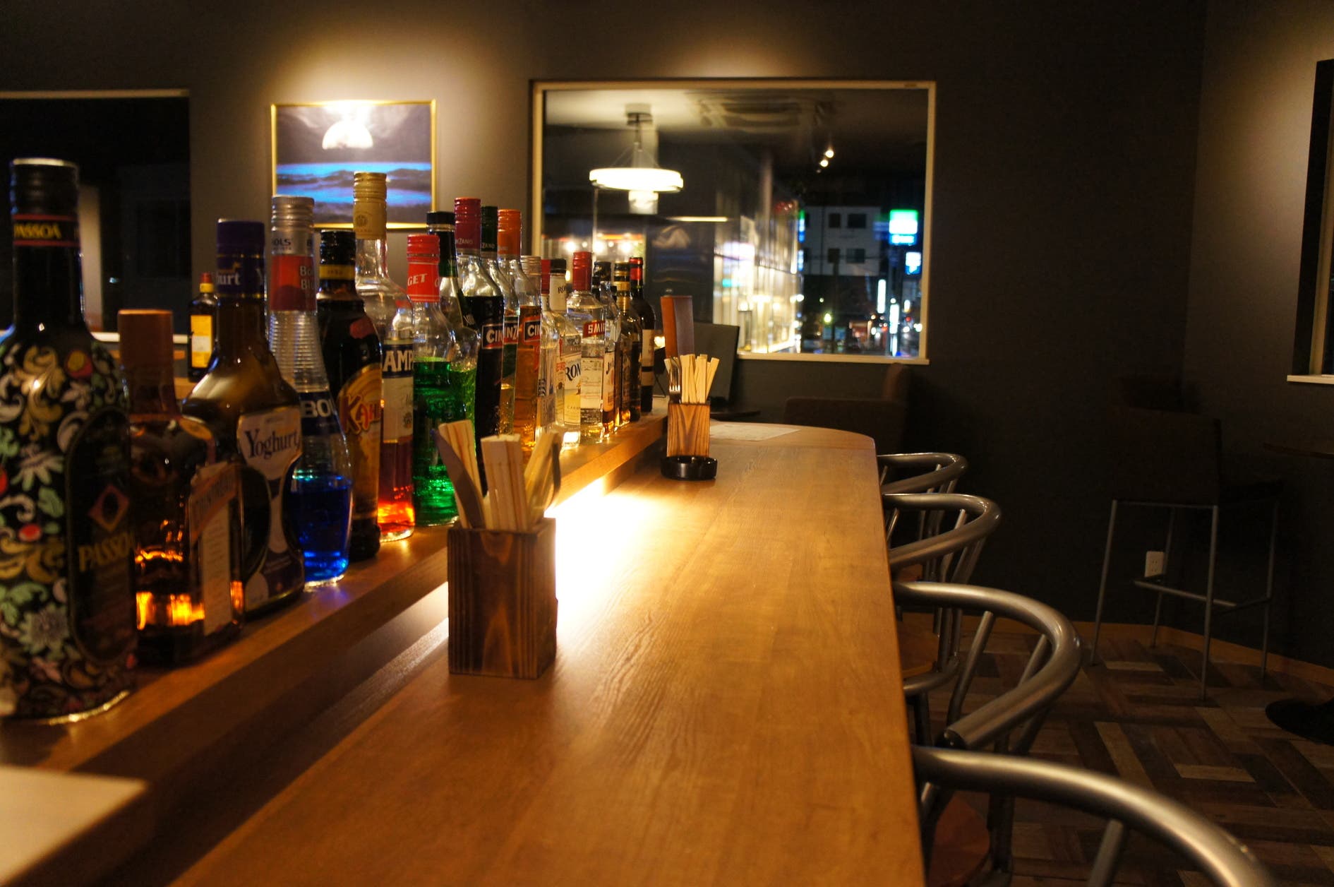 淡路島の淡路市の中心地にある元BAR店舗のレンタルスペースの写真3