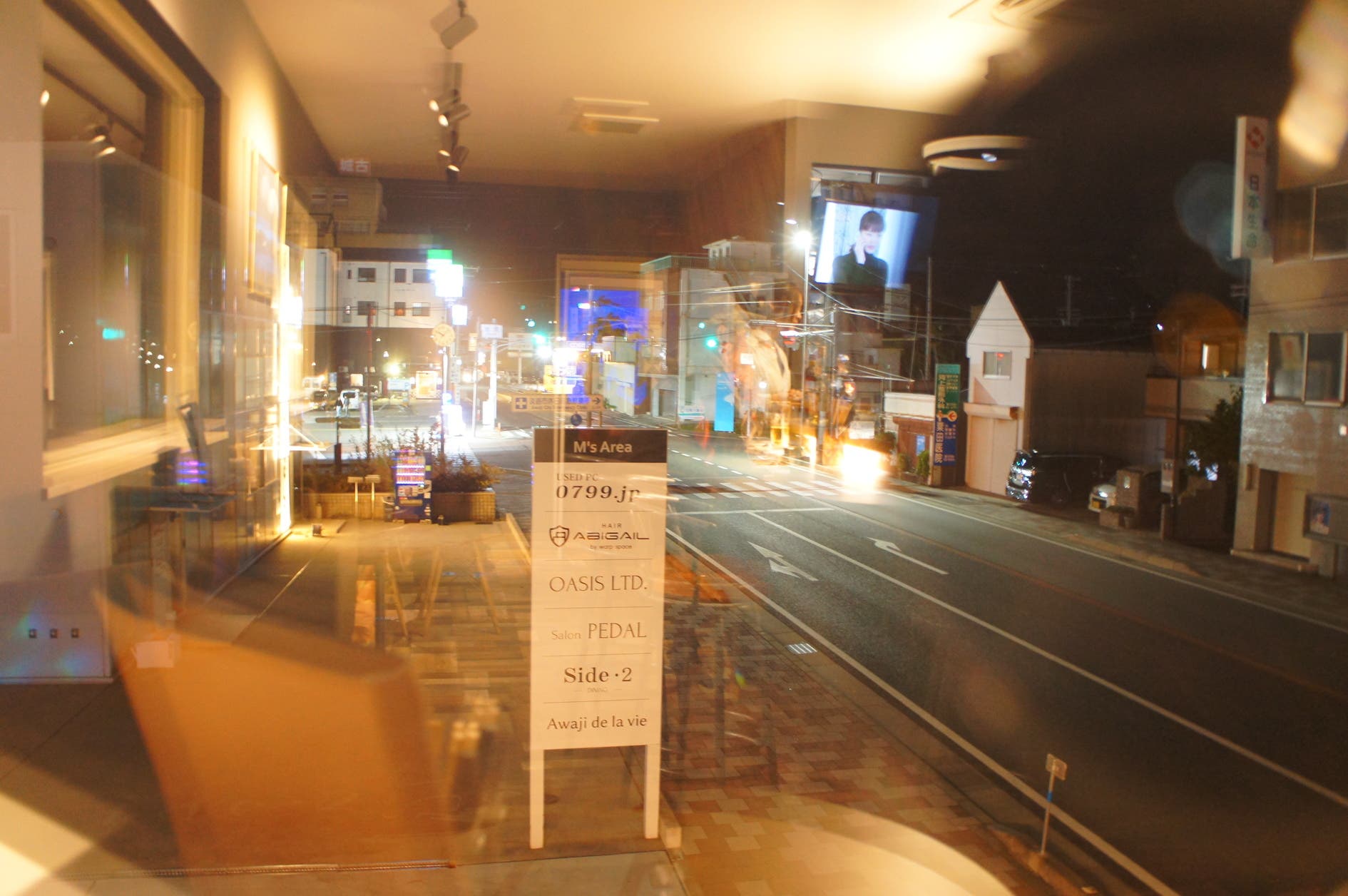 淡路島の淡路市の中心地にある元BAR店舗のレンタルスペースの写真4