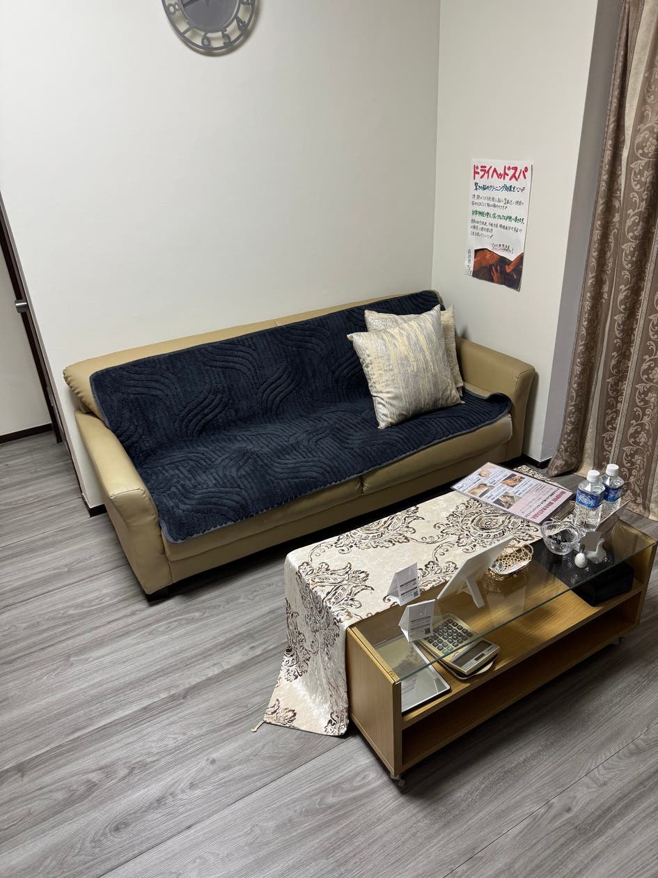 24時間営業開始【薬院駅徒歩3分】オープン特価マッサージ、エステ、ヘッドスパサロン、スクール開業応援薬院駅徒歩3分好立地個室の写真5