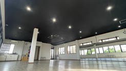 広さ90平米!大人数でダンス、ヨガ、演劇などに使えるスタジオの写真2