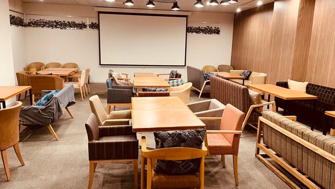 堺東駅から徒歩3分!地下1階パーティールームTOYO(オシャレで落ち着く空間♪)の写真2