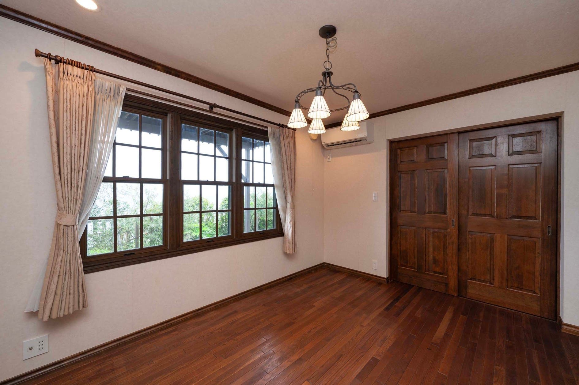 ＜スタジオNM＞【撮影専用】海岸沿いの戸建てハウススタジオ✨庭/バルコニーあり🏝️駐車場3台🚗ロケ/ポートレート/動画撮影の写真9