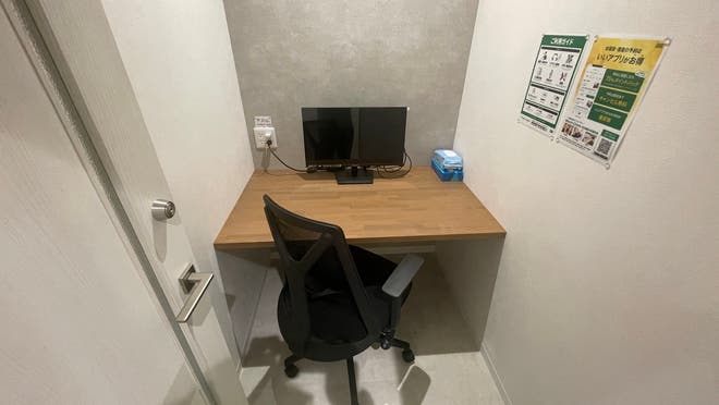 【京都河原町駅から徒歩1分】モニター・ウォーターサーバーあり!1名個室(ブース12)※予約時間前は入室不可の写真3