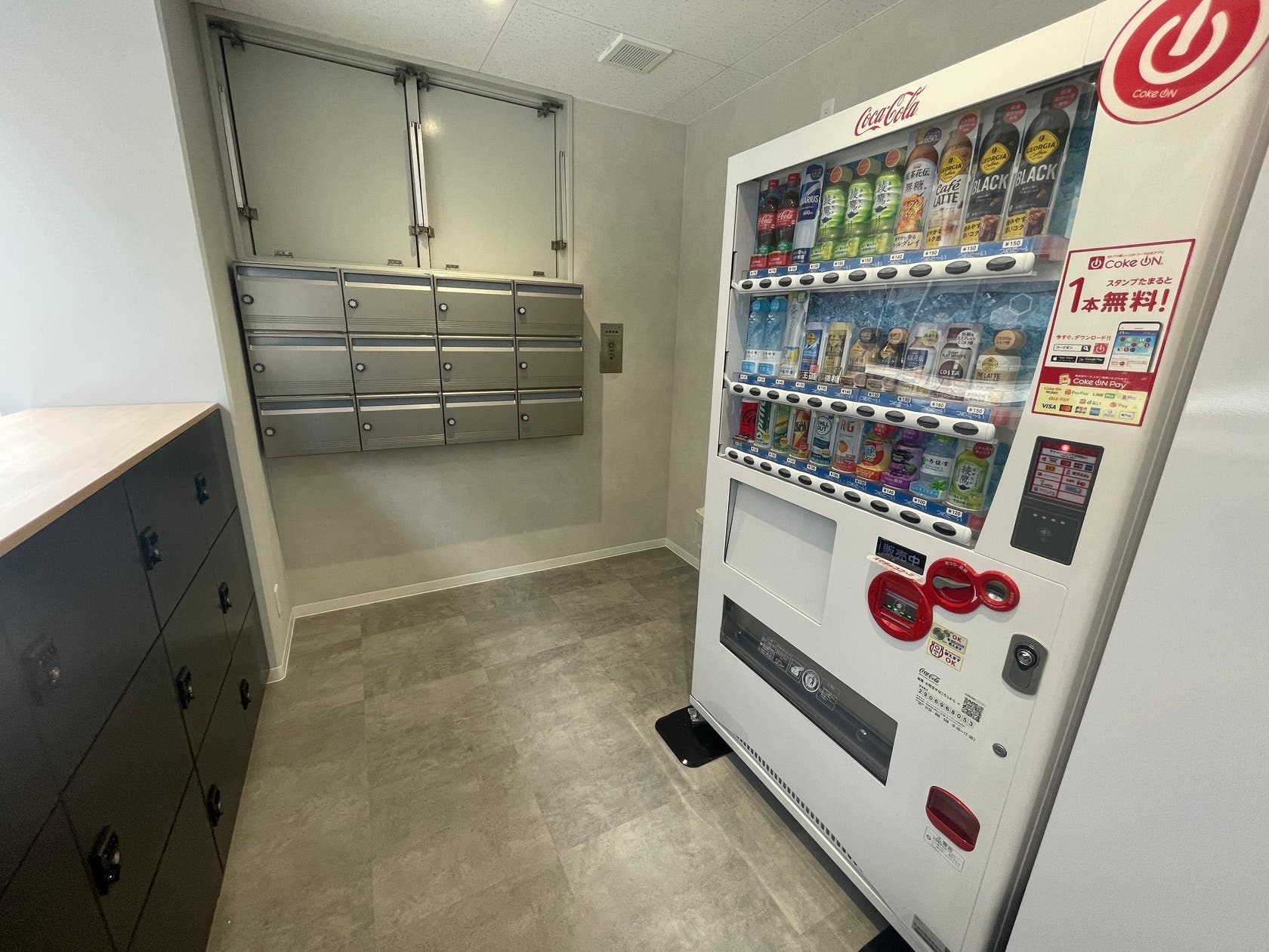 【京都河原町駅から徒歩１分】モニター・ウォーターサーバーあり！4名会議室（Room D）※予約時間前は入室不可の写真5