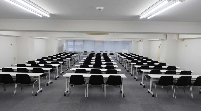 【関内駅徒歩1分】160名収容/160㎡/低価格でコスパ良好/実績多数/高速Wi-Fi/PJ/マイク/スクリーン等備品全て無料